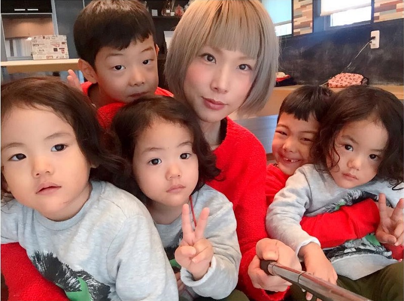 She Became Instagram Famous By Sharing Photos of Her Triplets AND Twins